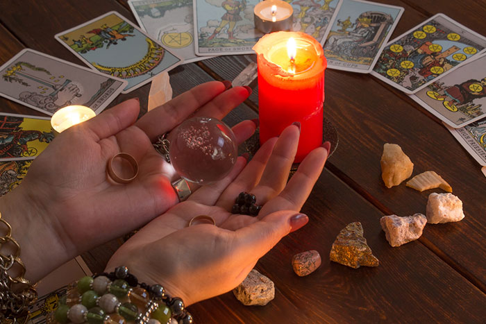 How to Cast a Strong Spell to Make Someone Love You