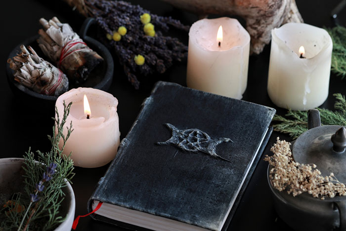 Check Out These 5 Effective Black Magic Spells For Love